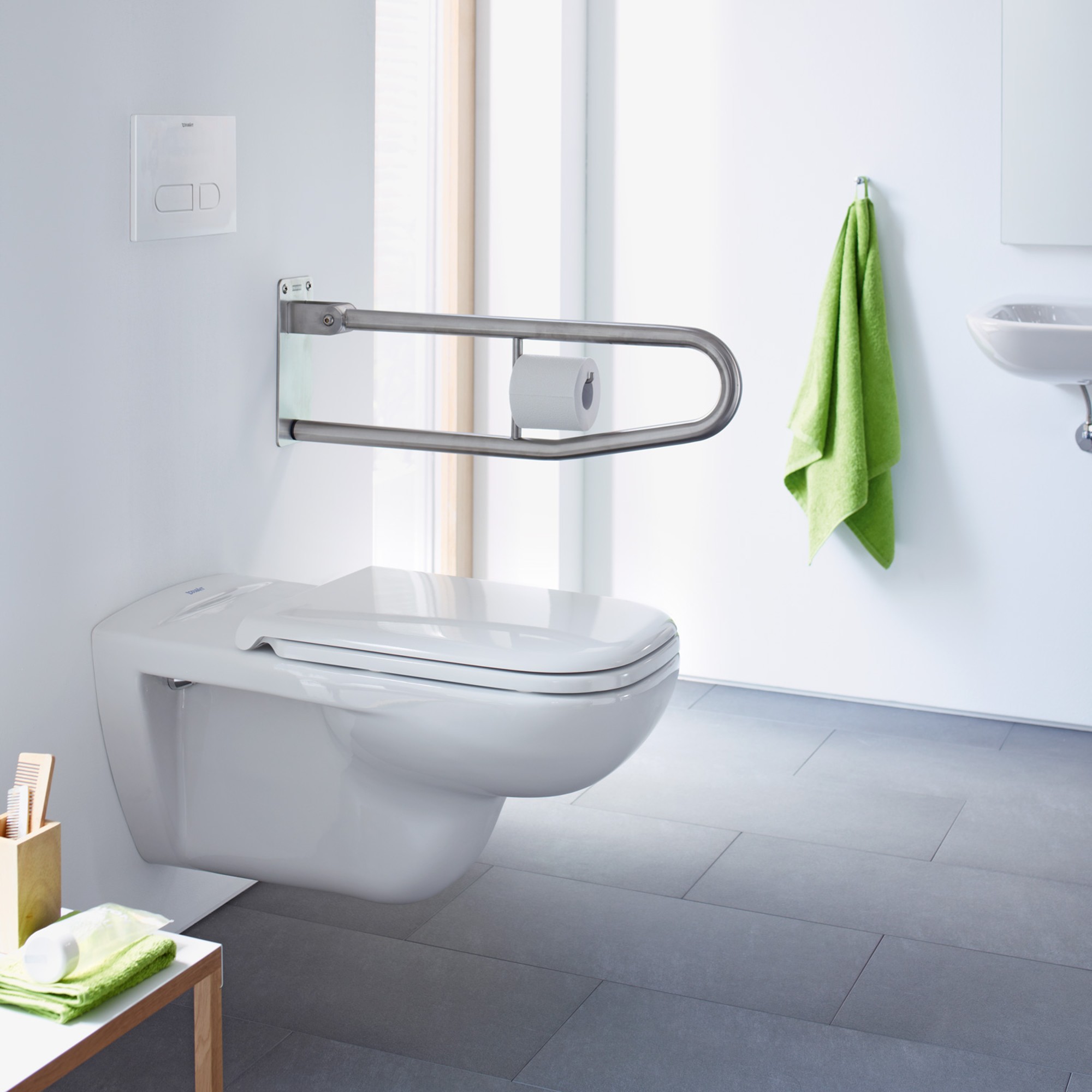 Barrier-free bathroom: suitable for seniors, wheelchair users, and ...